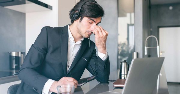 Fatiga visual, síntomas y causas - Vista Oftalmólogos - Safe & Visible